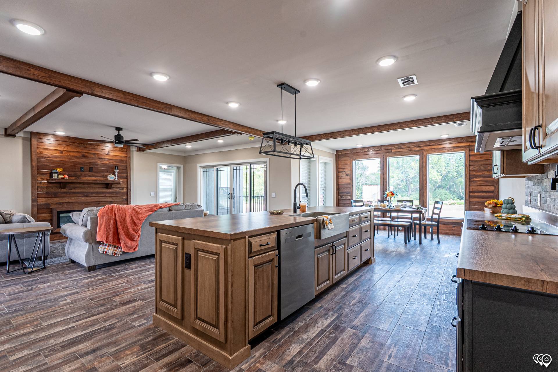 Signature Series The Ole Hay Barn DVHBSS-4503 - Texas Built Mobile Homes